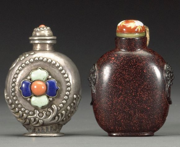 Bonhams : Two snuff bottles 19th century
