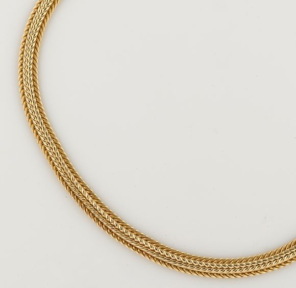 Bonhams : A 14k gold fox-tail chain necklace