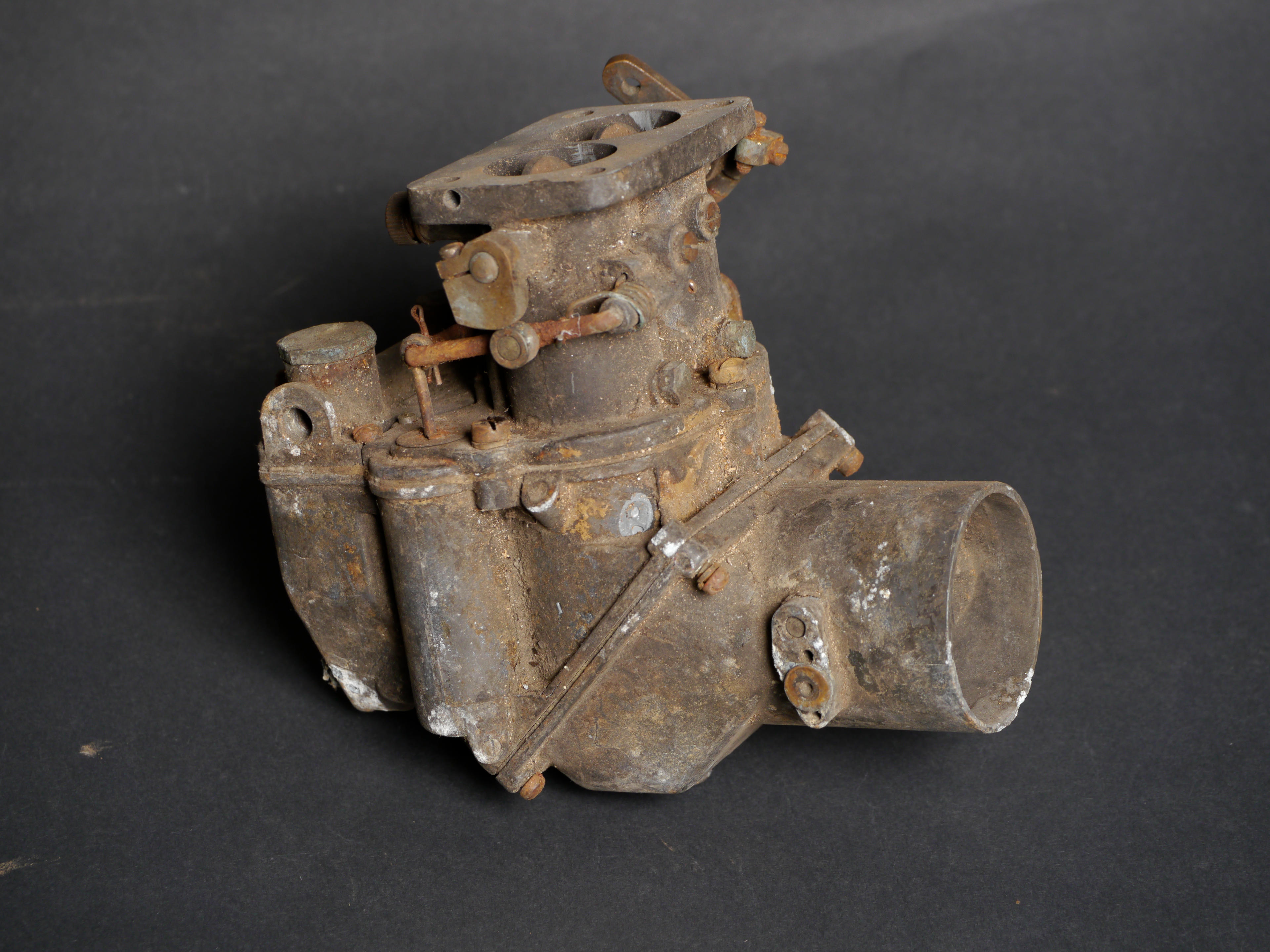 Bonhams Cars : A Stromberg UU2 carburetor,
