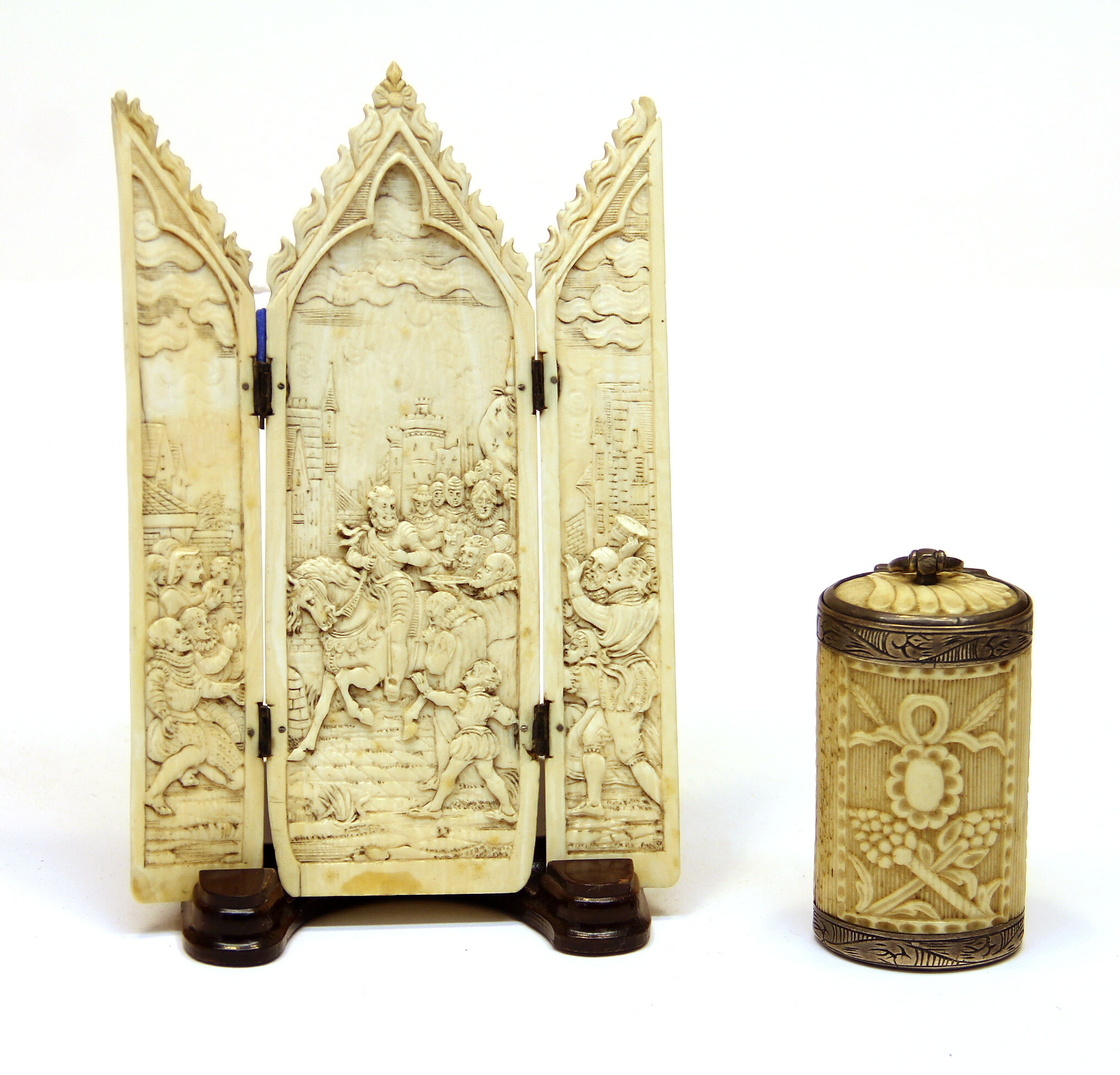 Bonhams : A French bone triptych and a silver mounted box second half 19th century