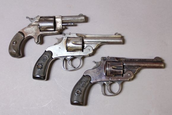 Bonhams : A lot of three Forehand & Wadsworth revolvers