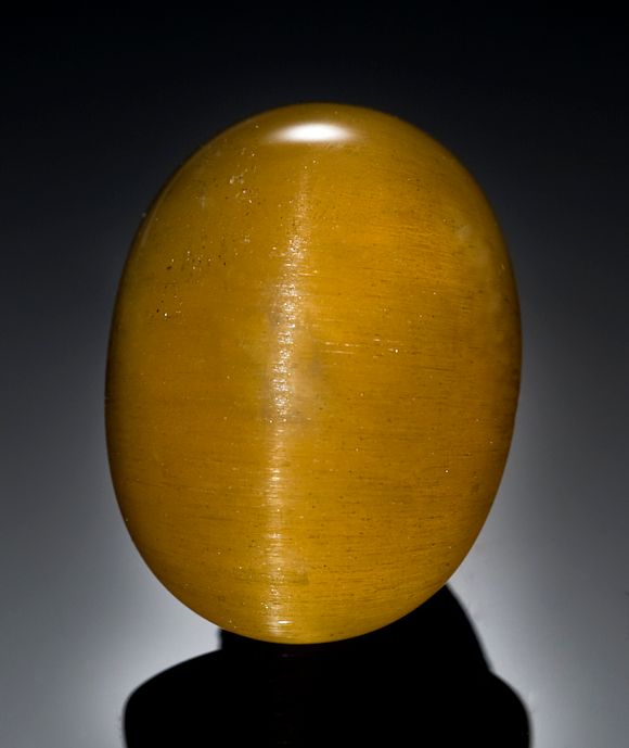 Bonhams : Yellow Beryl Cat's Eye (var. Heliodor)
