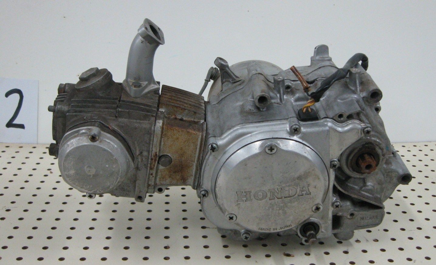 Bonhams Cars : A Honda Super 90 engine,