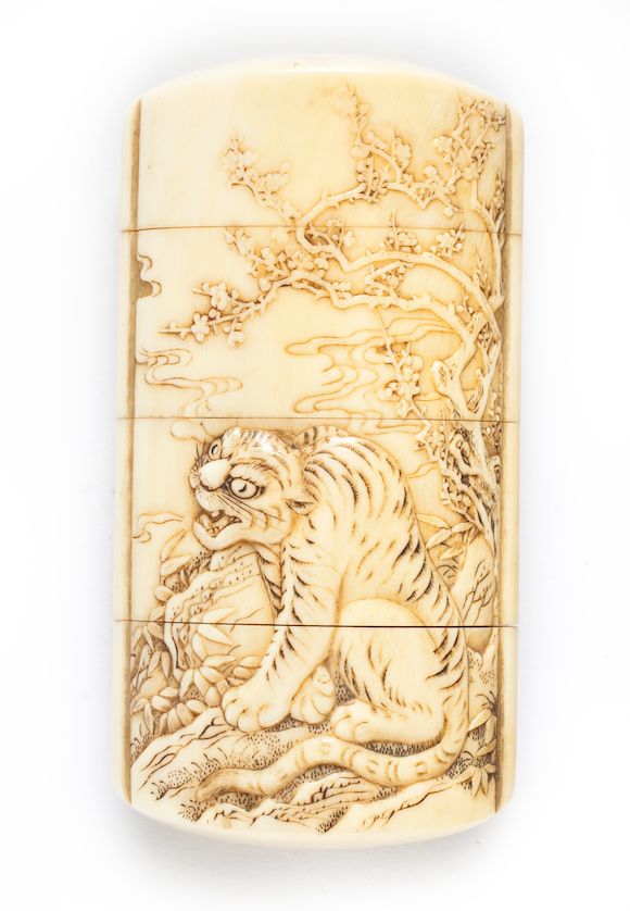 Bonhams : A three-case ivory inro Late Edo period (19th century)
