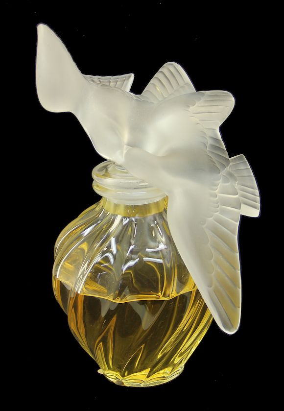 Bonhams : A Lalique for Nina Ricci 'L'Air du Temps' glass factice ...