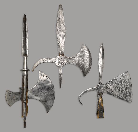Bonhams : A lot of three early American halberd heads -Select US Arms Type-