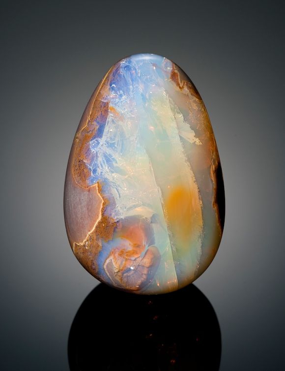 Bonhams : Opal Egg-form Carving