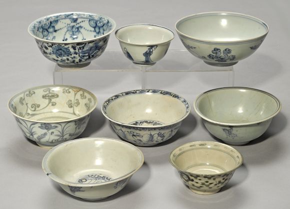 Bonhams : A group of eight blue and white porcelain trade ware bowls ...