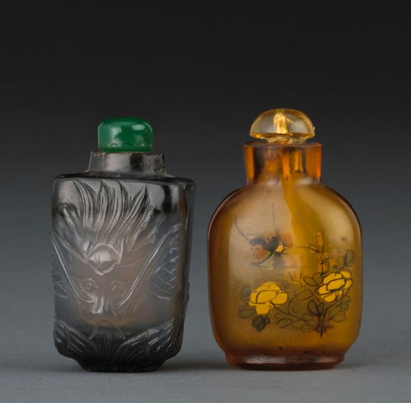 Bonhams : Two miniature snuff bottles