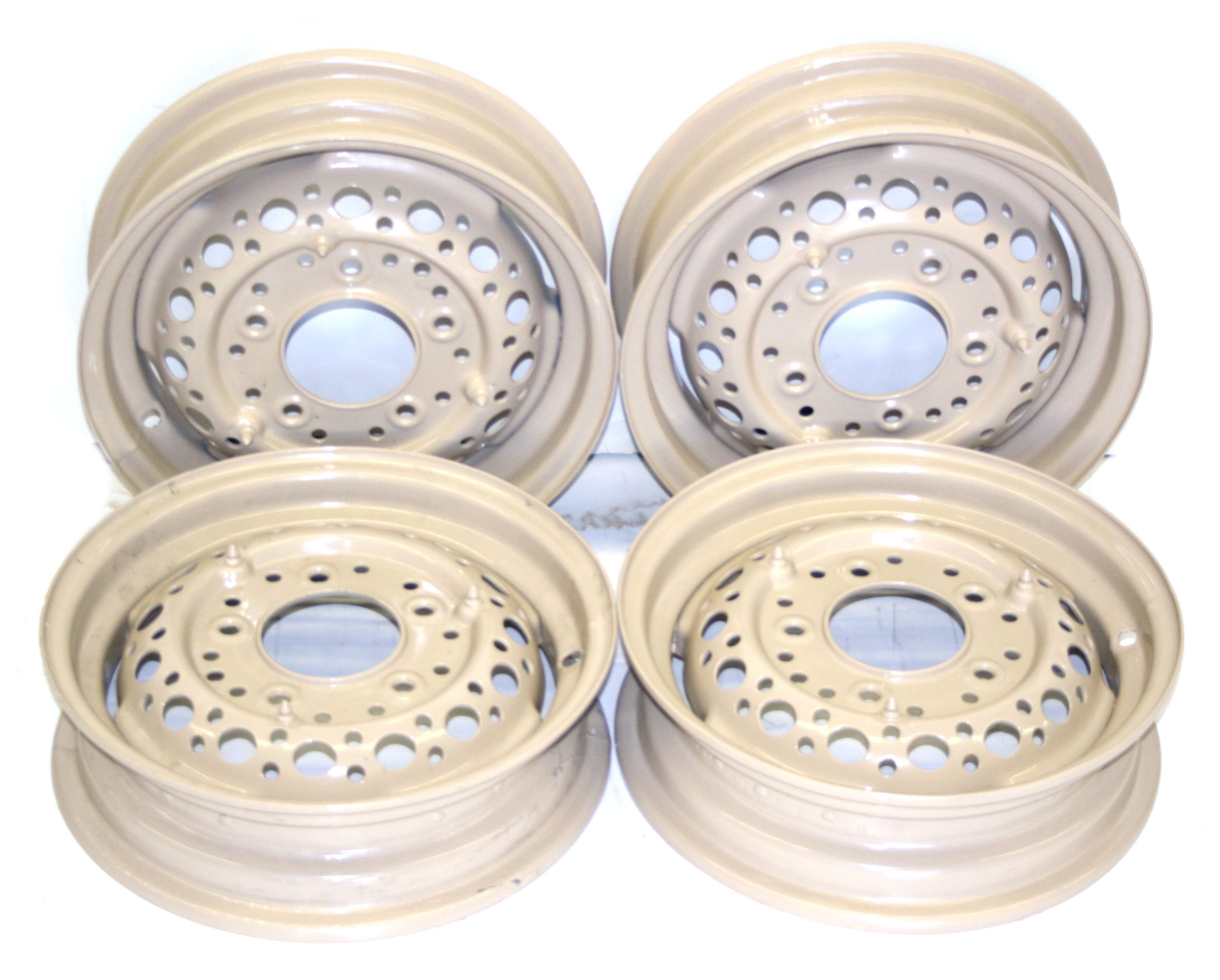 Bonhams Cars : A set of freshly refurbished 1951 MG special wheels (6).