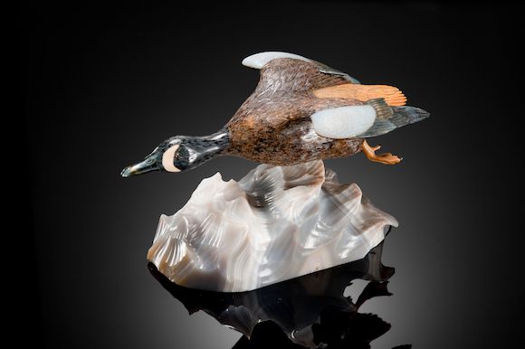 Bonhams : Spectacular Jasper Carving of a Flying Duck