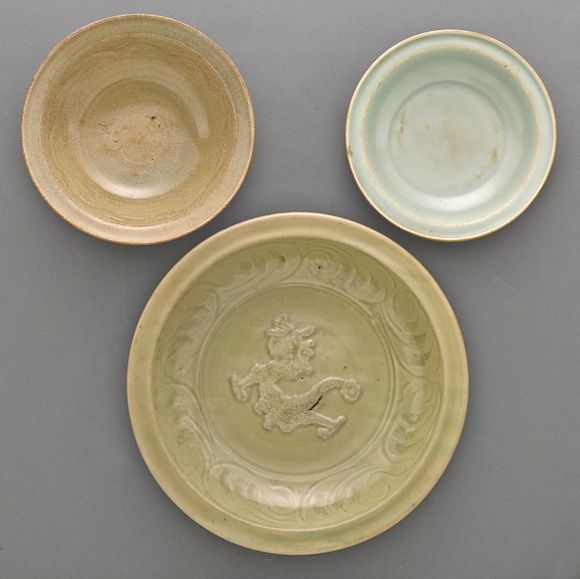 Bonhams : Two Longquan celadon glazed dishes