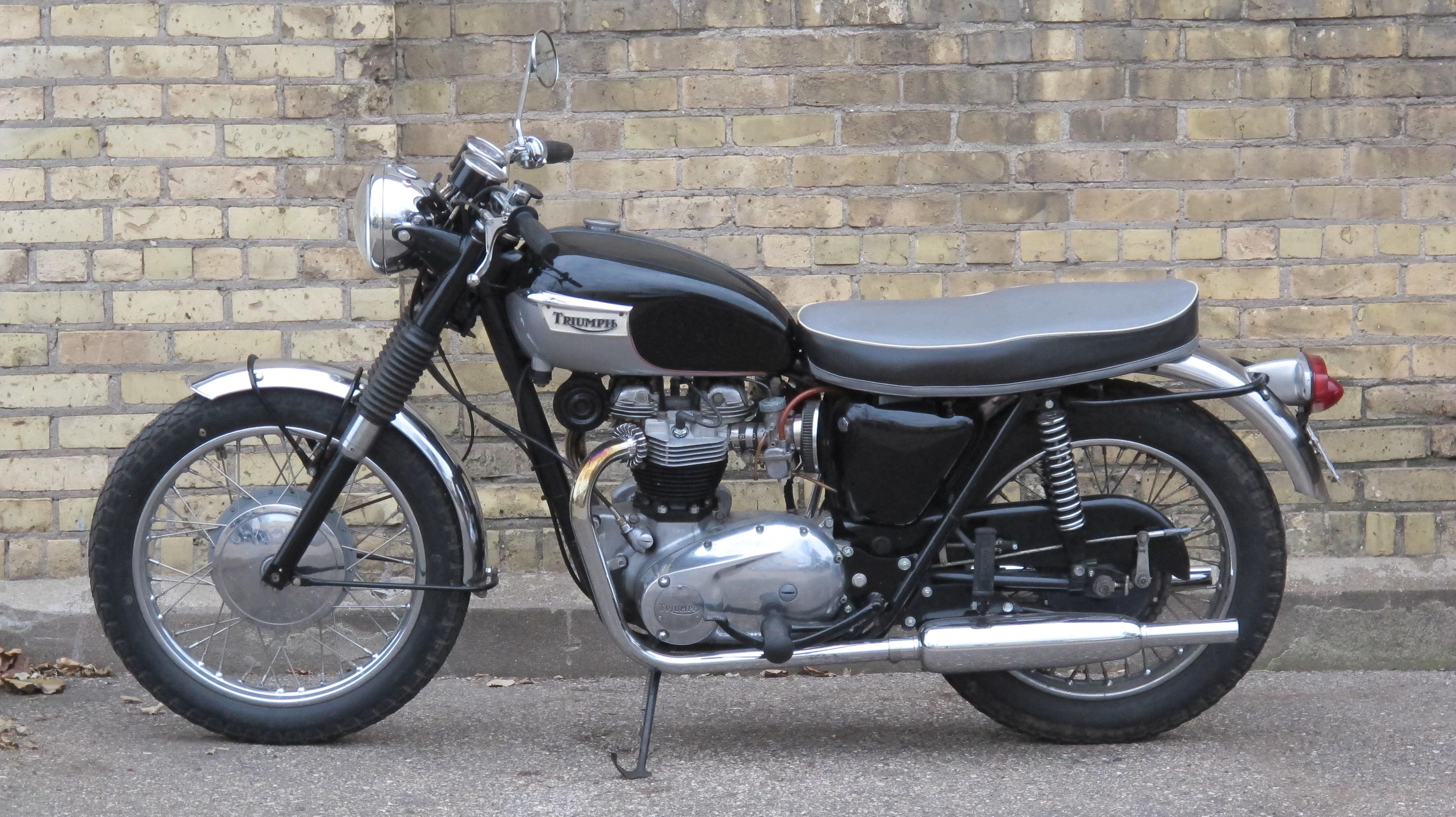 Bonhams Cars : 1967 Triumph Bonneville 650 Frame no. T120RDU36276 ...