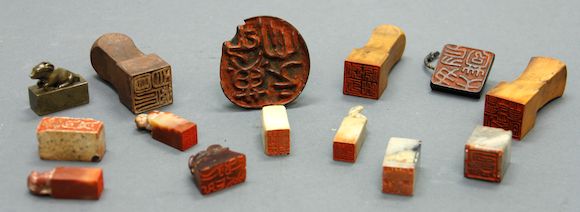 Bonhams : A group of sixteen Chinese and other Asian seals