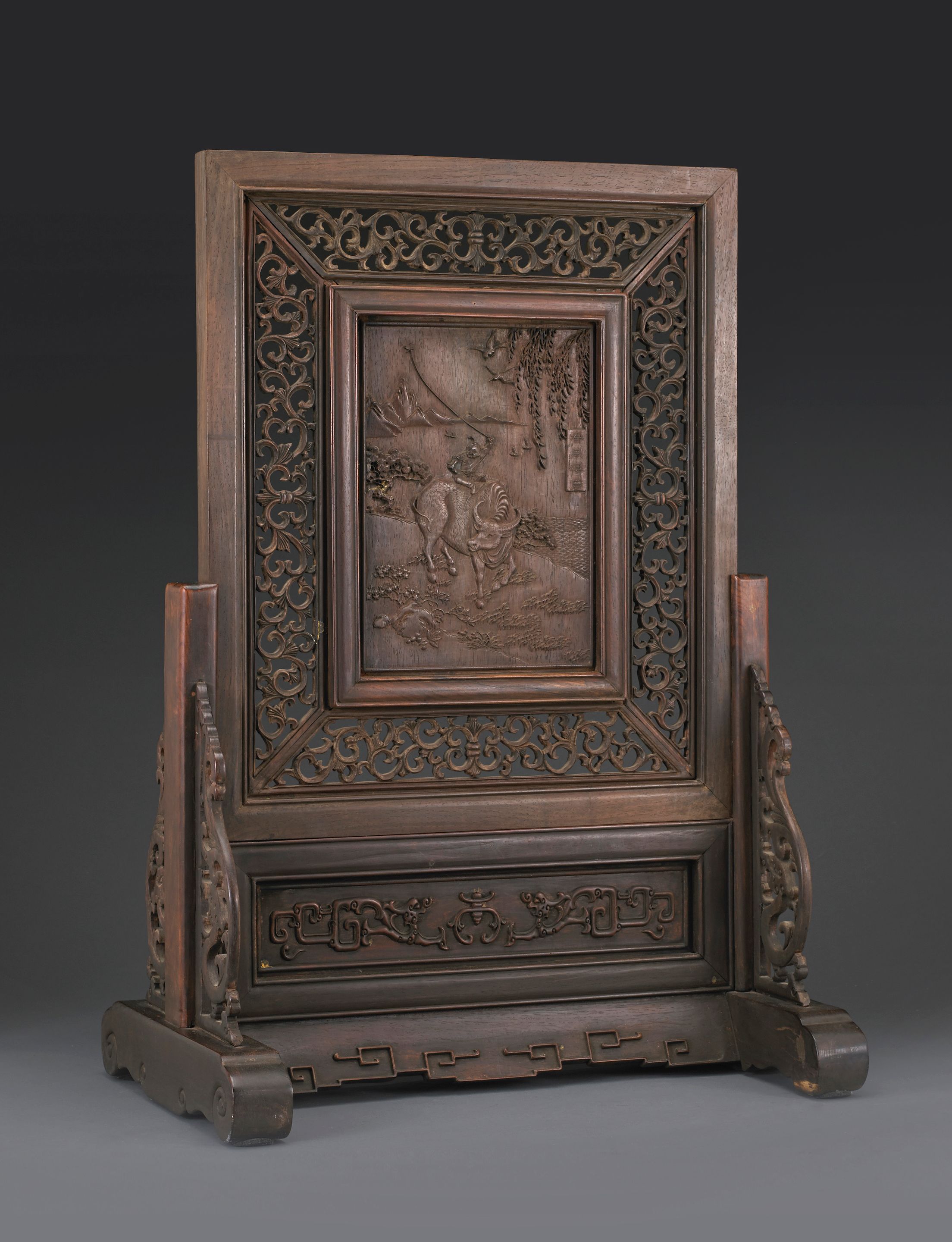 Bonhams : A pieced wood table screen