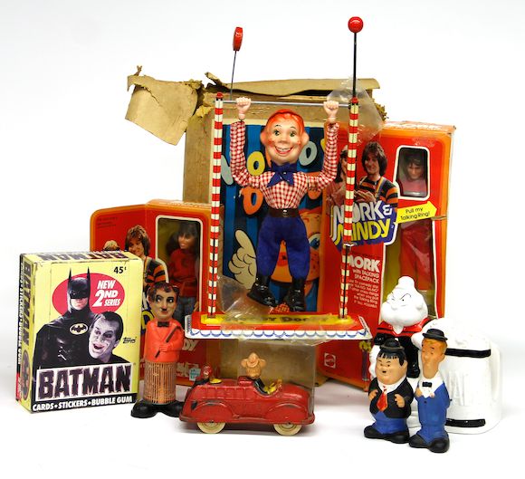 Bonhams : Staged Character Toys