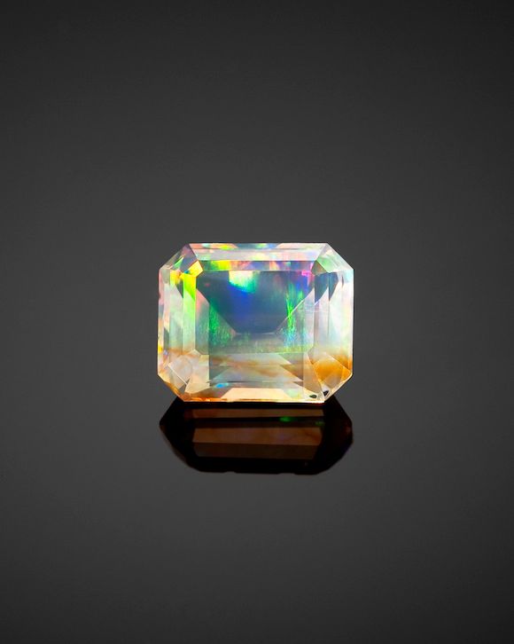 Bonhams : Fine Jelly Opal
