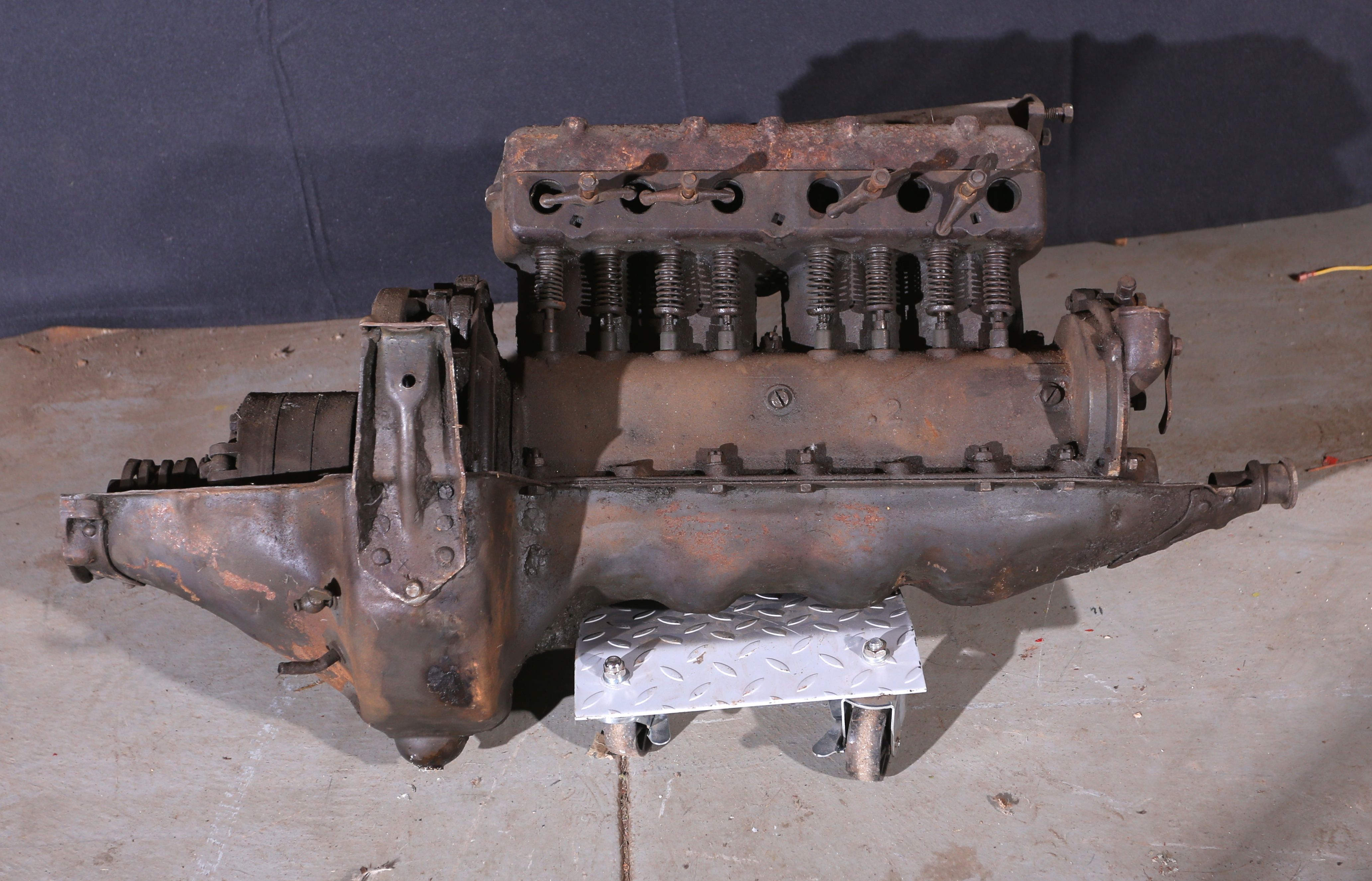 Bonhams Cars : An early open valve Ford Model T engine, likely 1912 or ...