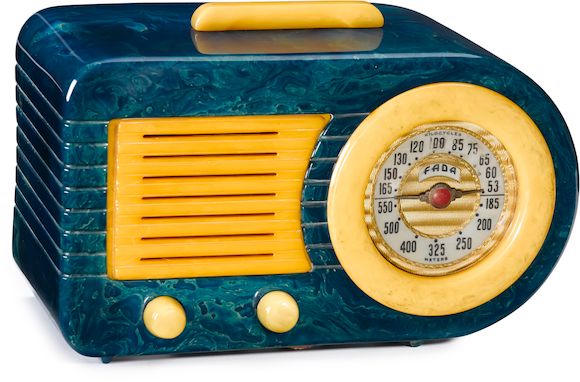 Bonhams : A Fada 1000 Bullet 1945 marbleized blue case with yellow ...