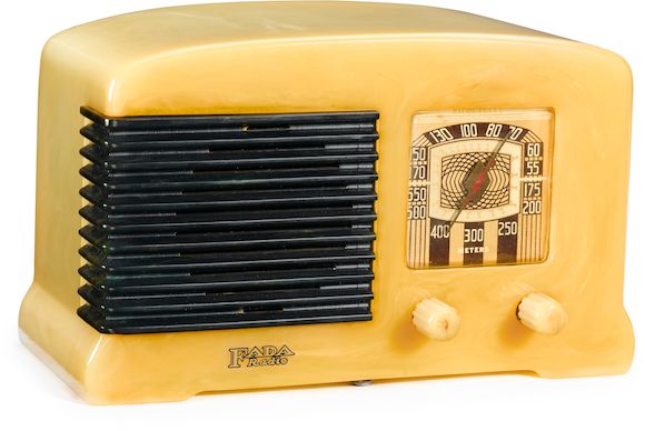 Bonhams : A Fada 52 1938 yellow case with marbleized blue grille and ...