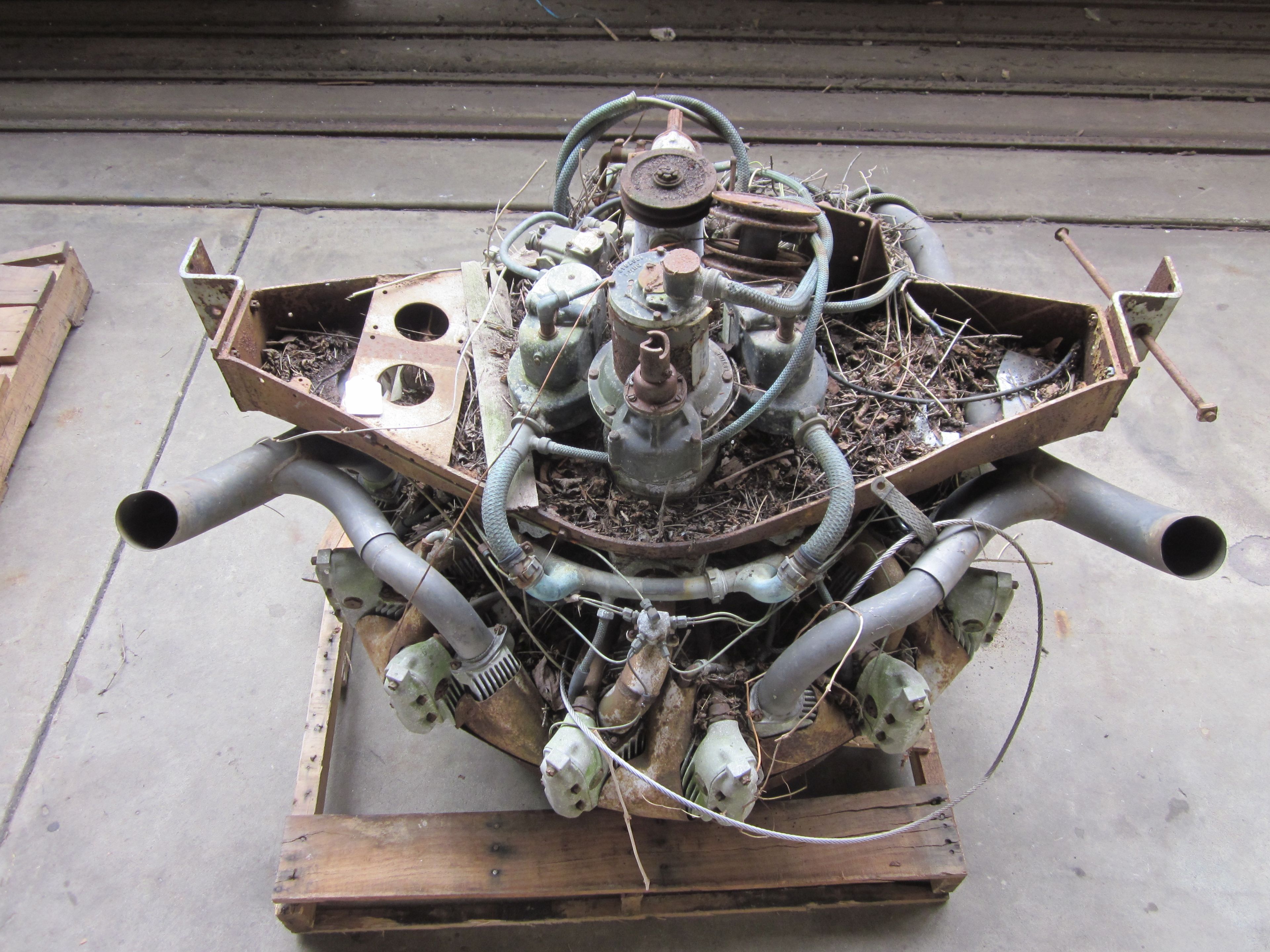 Bonhams Cars : A Wright R-760 Whirlwind Seven-cylinder rotary engine, c ...