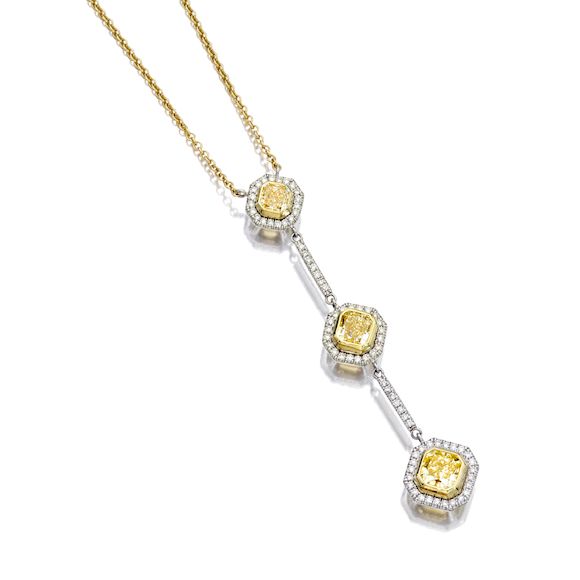 Bonhams : A diamond and colored diamond pendant necklace
