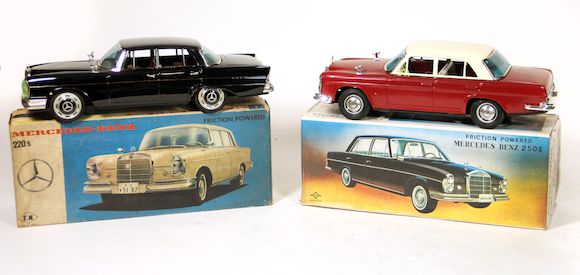 Bonhams : Mercedes Benz Automobiles with decorative boxes