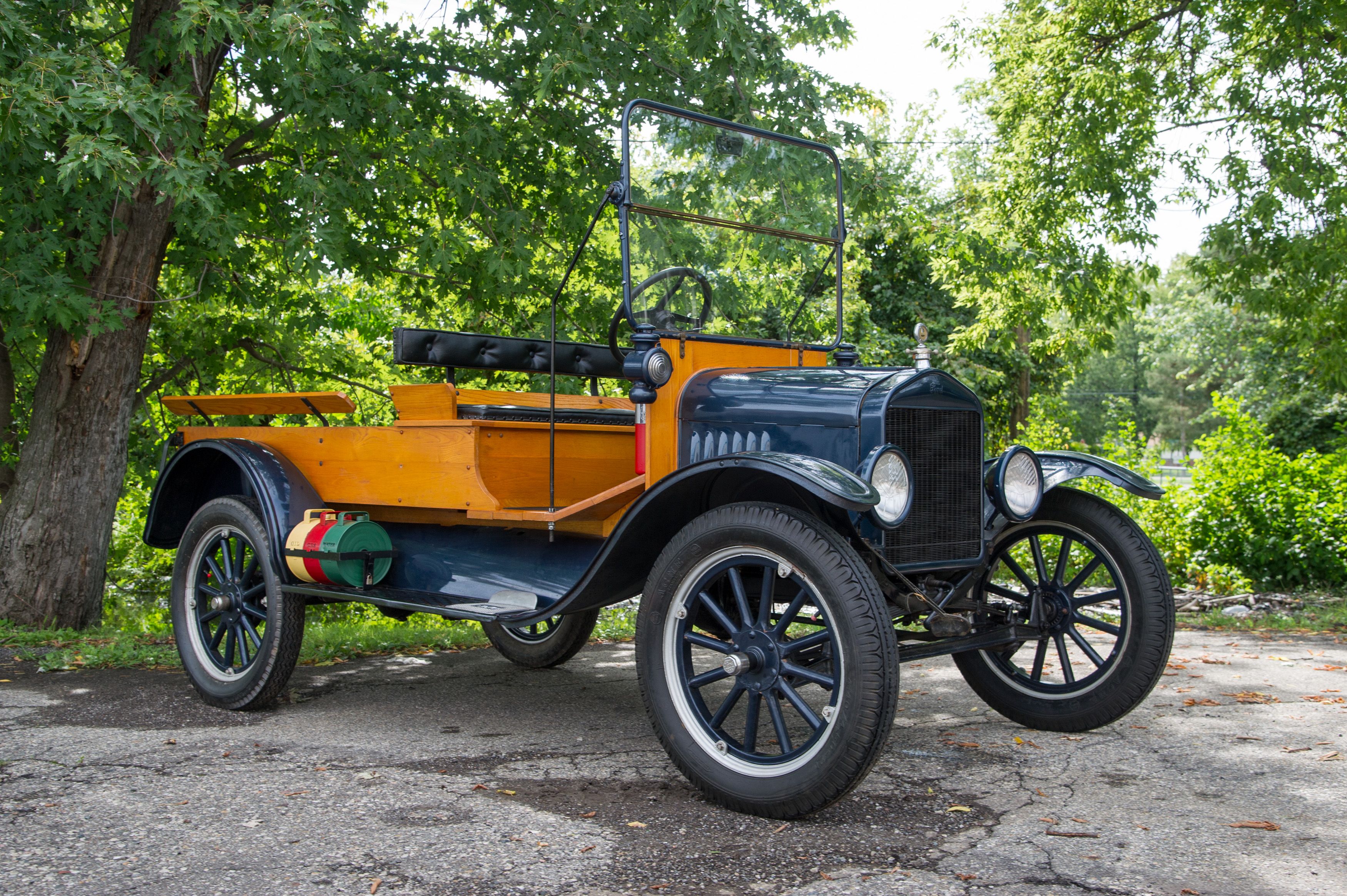 Bonhams Cars : 1926 Ford Model T Custom Stake-Bed Pickup Truck Engine ...