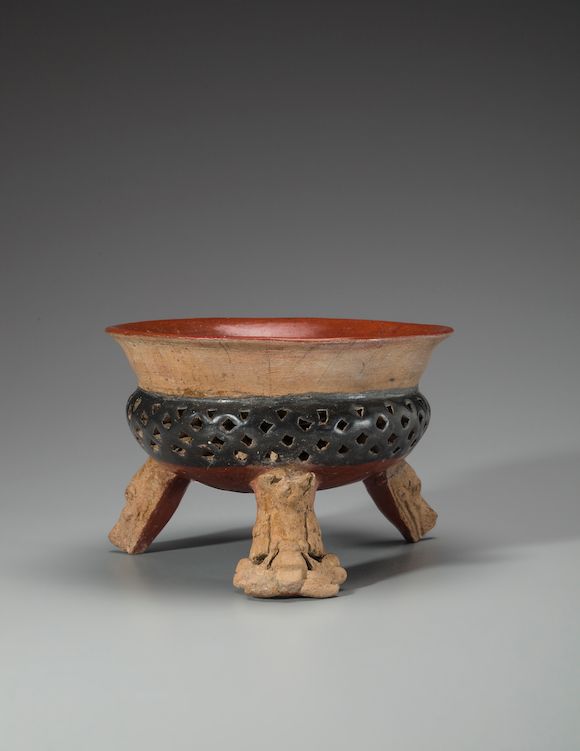 Bonhams : Aztec, Eastern Nahua, Coatlalpanec Style Brazier on Tripod ...