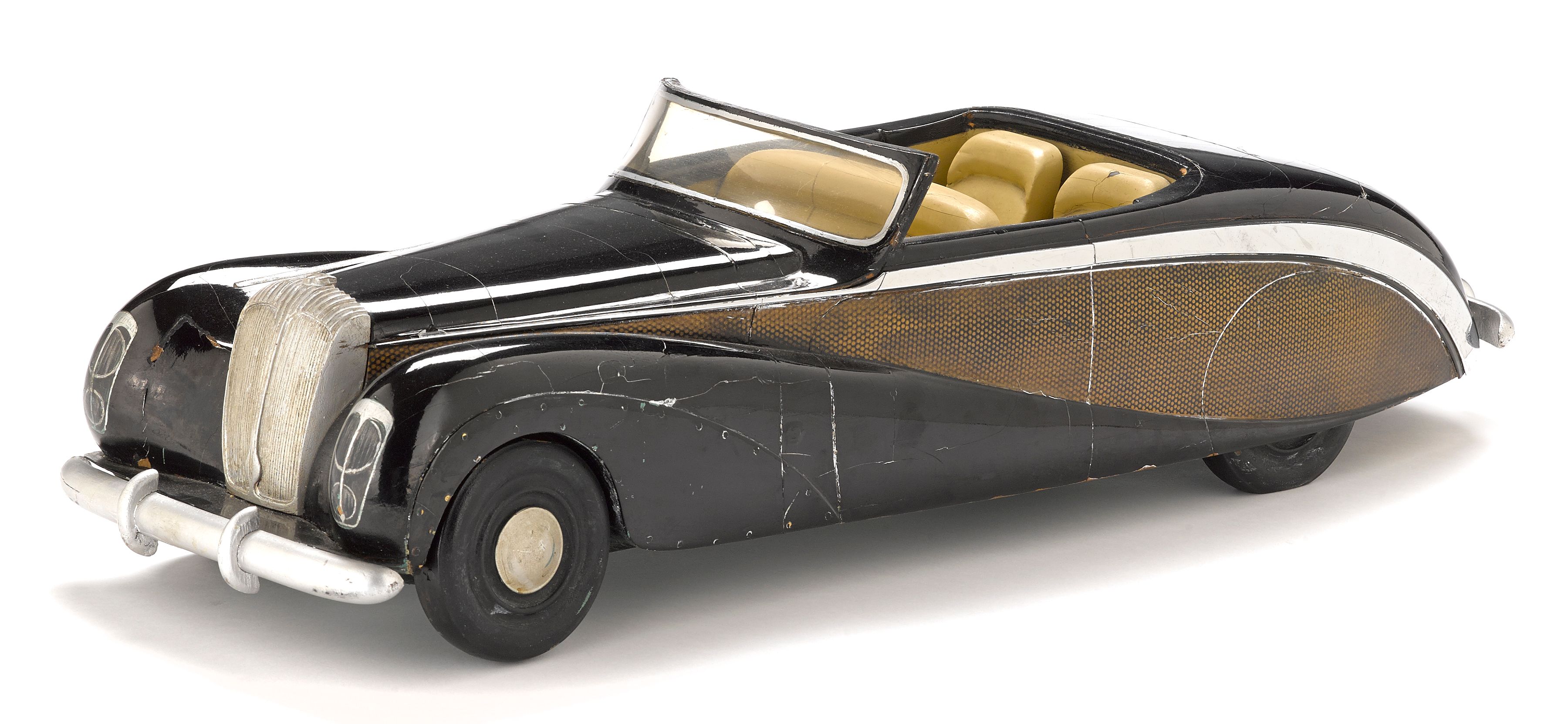 Bonhams Cars : An original late 1940s Daimler styling model for the DE ...