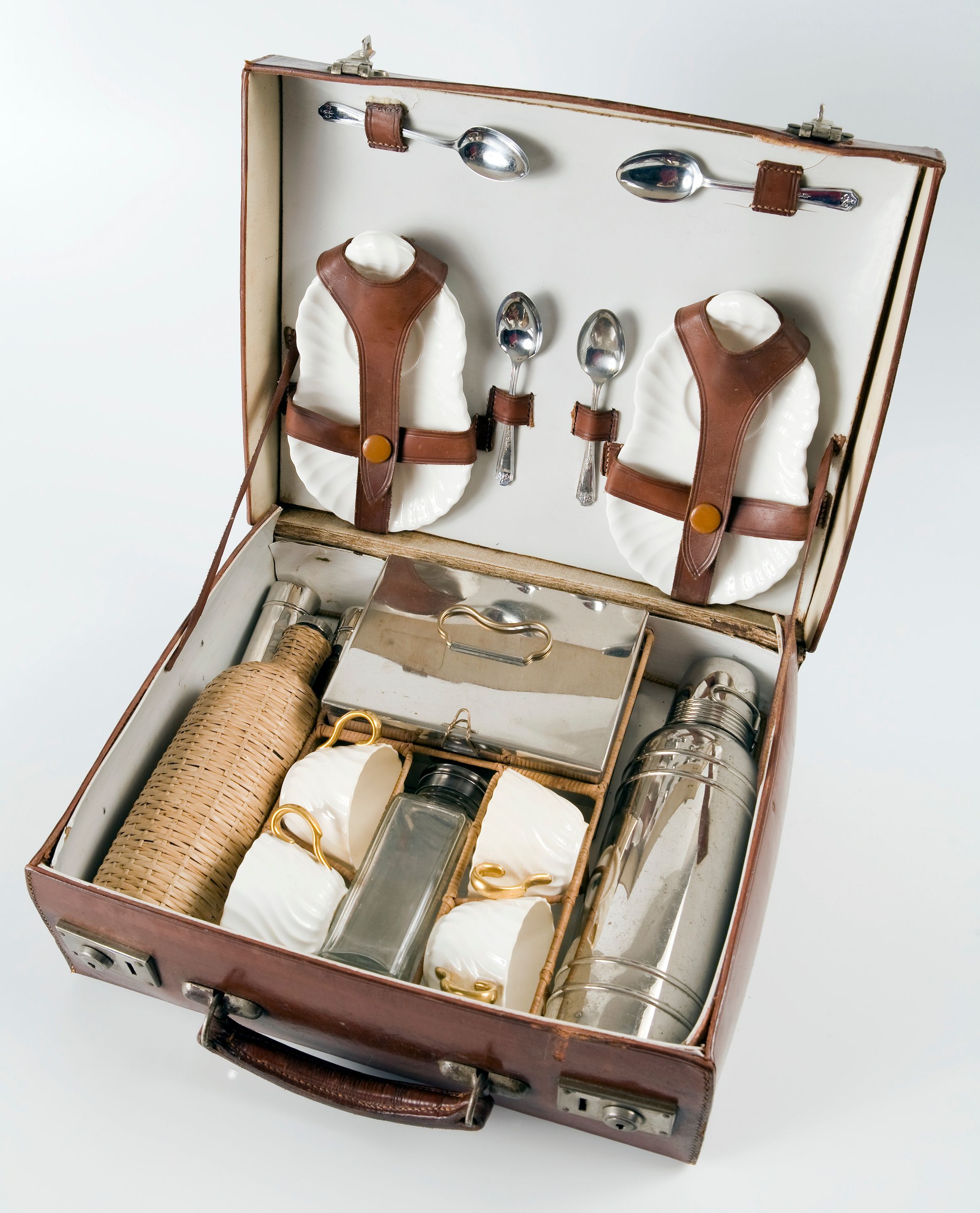 Bonhams Cars : A good four person tea-set, British, 1930s, Case width ...