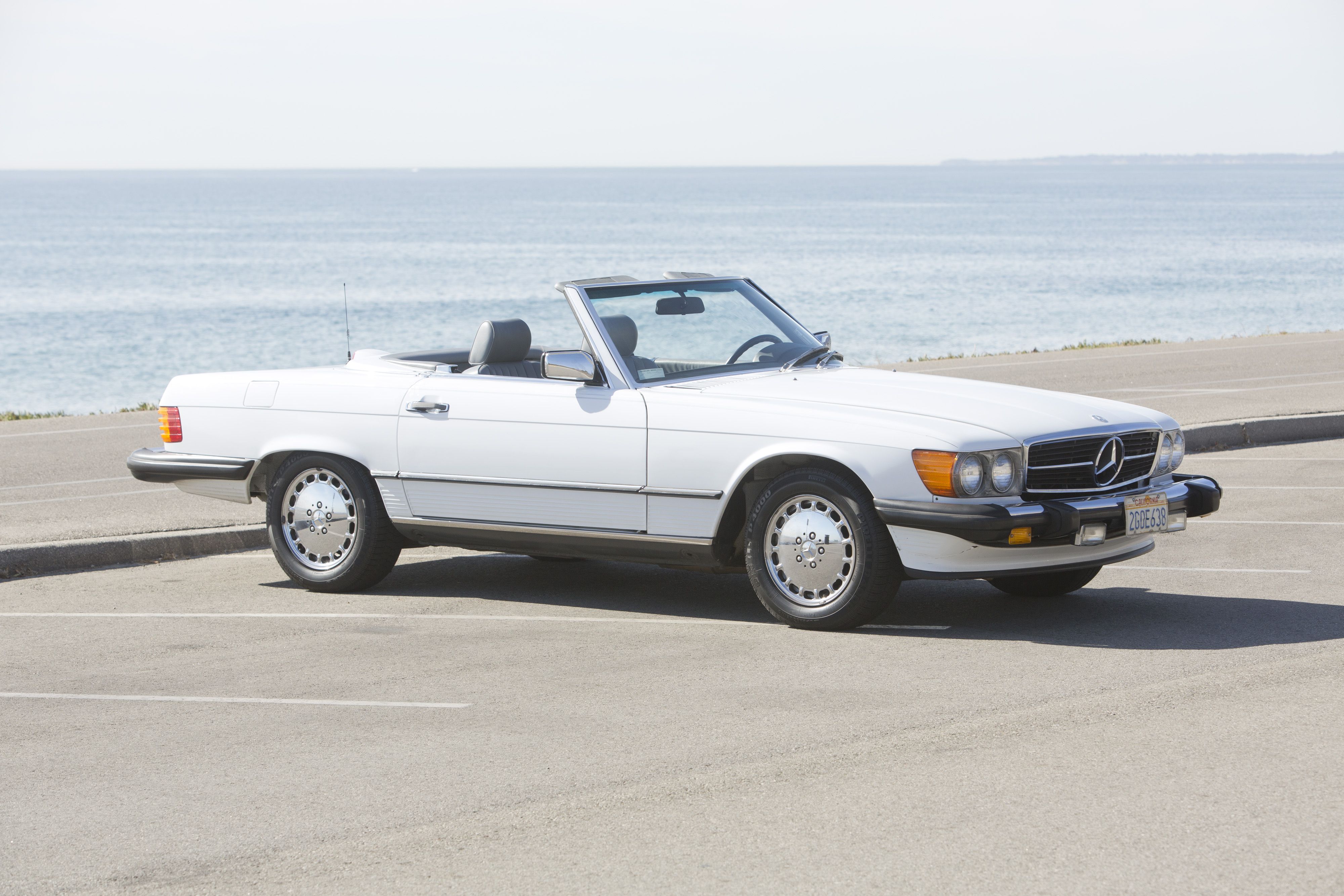 Bonhams Cars : 1987 Mercedes-Benz 560SL Chassis no. WDBBA48D9HA073604