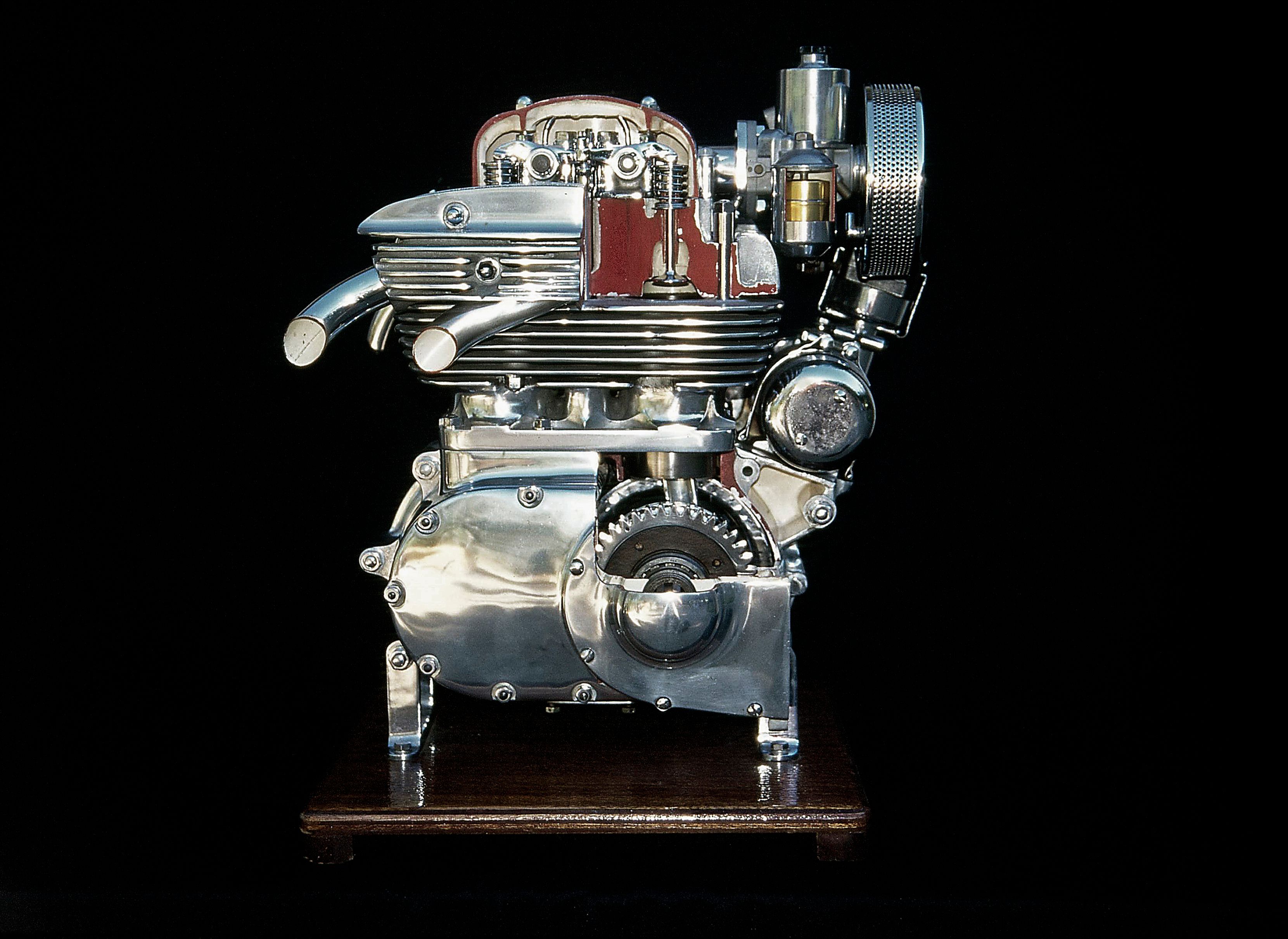 Bonhams Cars : 1953 Ariel Mk.II Square Four Cutaway Engine