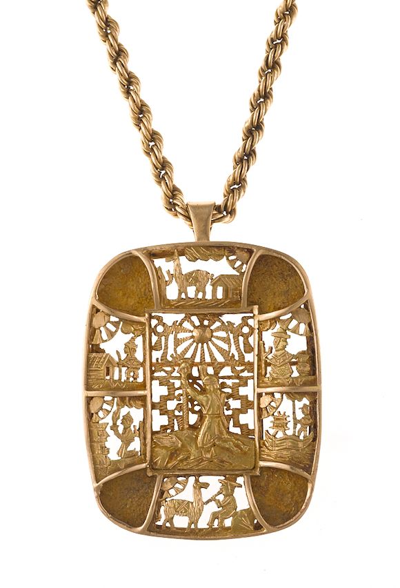 Bonhams : An 18k gold scenic pendant/brooch, Arte Orfebre, Peruvian ...