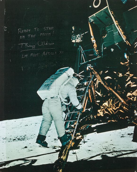 Bonhams : BUZZ ALDRIN PREPARES TO STEP ON THE MOONSIGNED