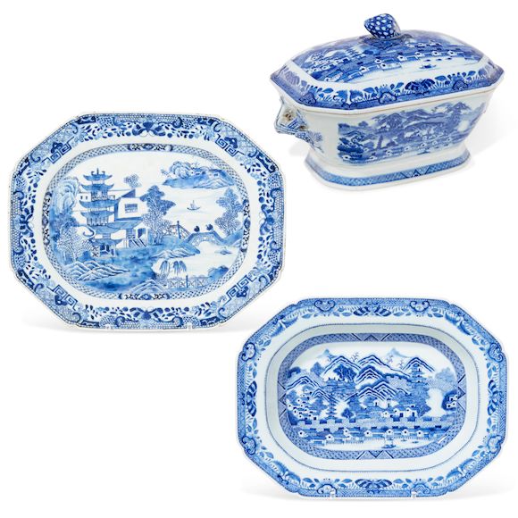 Bonhams : Three Chinese Export blue and white porcelain Nanking pattern ...