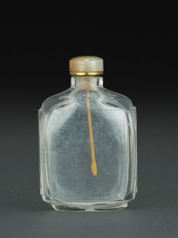 Bonhams : A clear glass snuff bottle