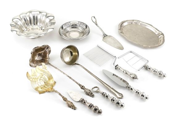 Bonhams : An assembled International group of silver hollowware and ...