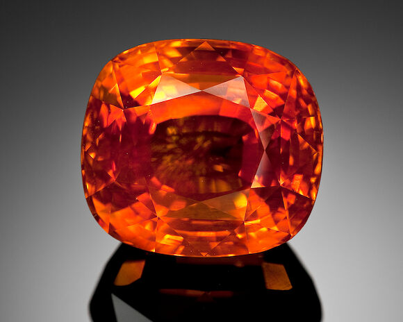 Bonhams : Mandarin Orange Sapphire