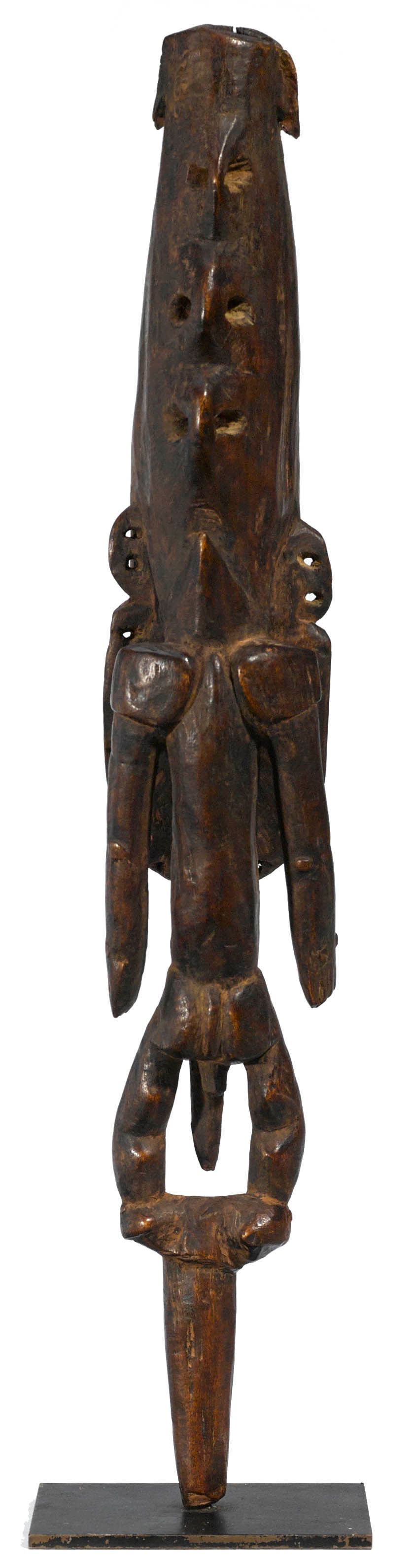 Bonhams : Biwat (Mundugumor) Male Ancestor Spirit Figure from a Sacred ...
