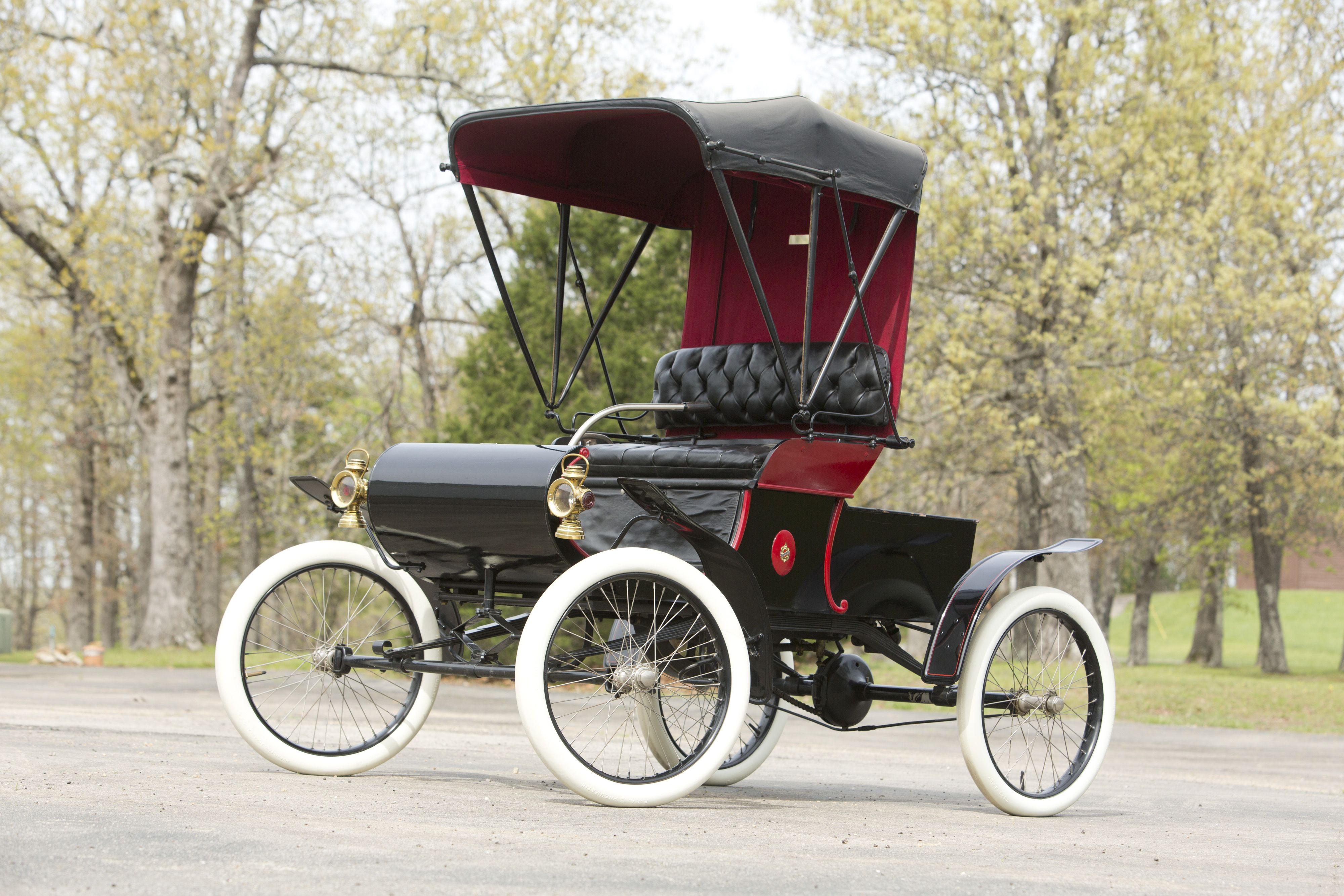 Bonhams Cars : 1902 Oldsmobile Model R Curved Dash Runabout Chassis no ...