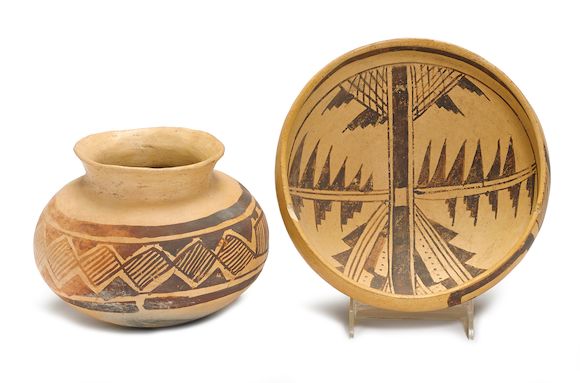Bonhams : Two Jeddito vessels