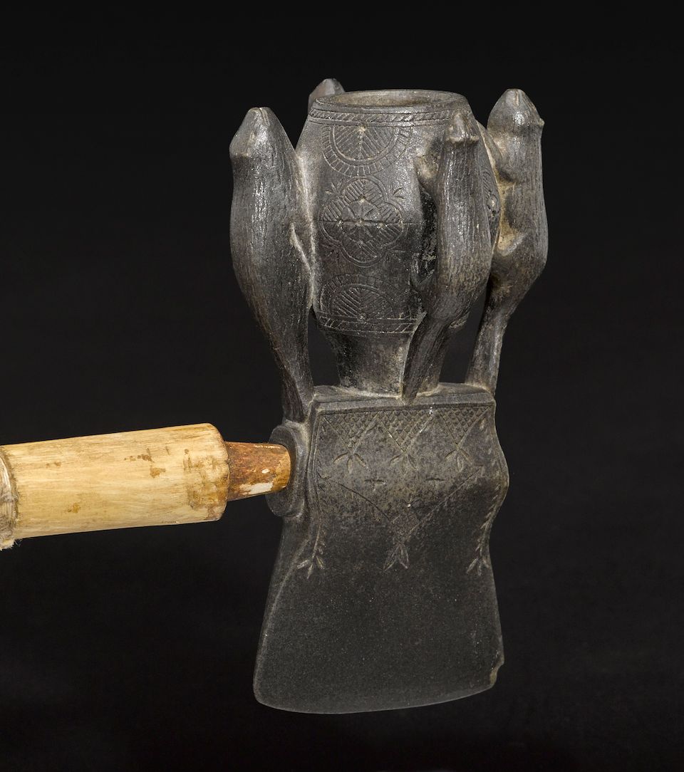 Bonhams : A Micmac pipe