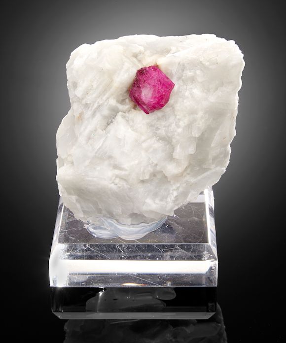 Bonhams : Ruby in Matrix