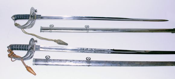 Bonhams : A lot of two officer's swords for Scottish regiments