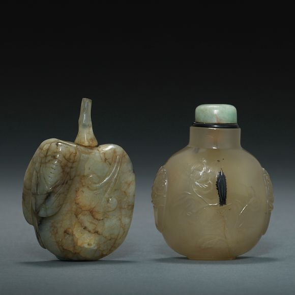 Bonhams : Two hardstone snuff bottles