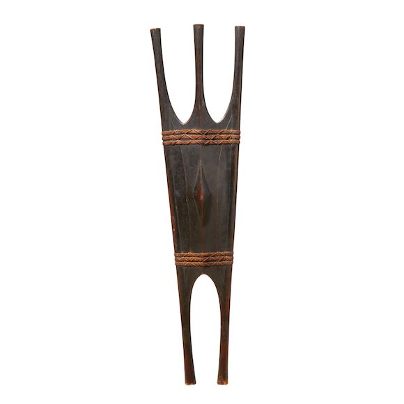 Bonhams : Fine Pronged Shield, Igorot or Kalinga People, Philippines