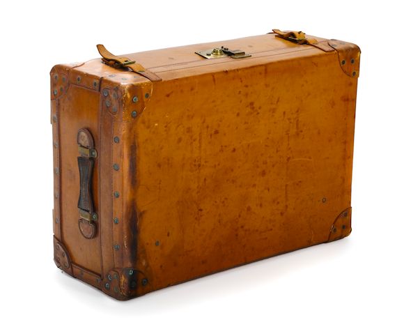 Bonhams : A suitcase believed to have belonged to Rudolph Valentino