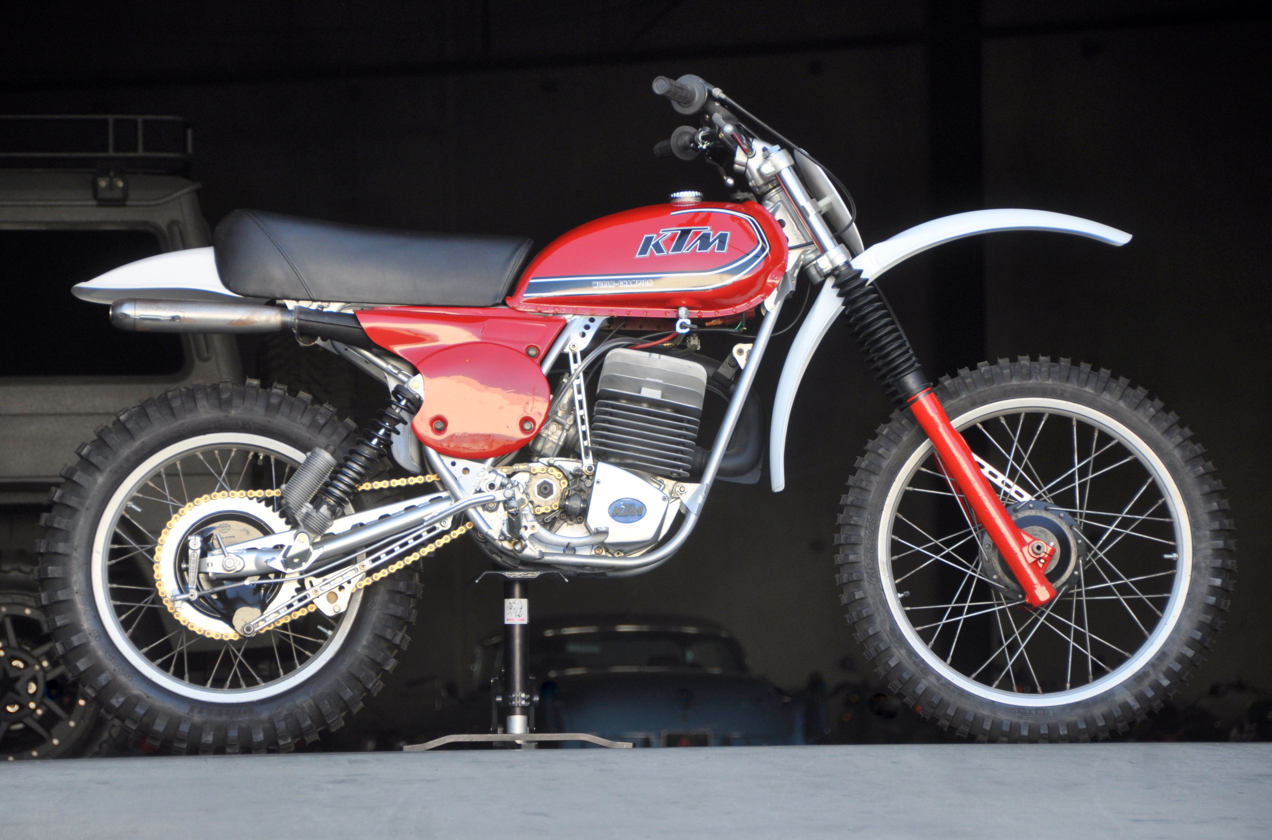 Bonhams Cars : 1977 KTM 400cc MC5 'Moiseev Replica'