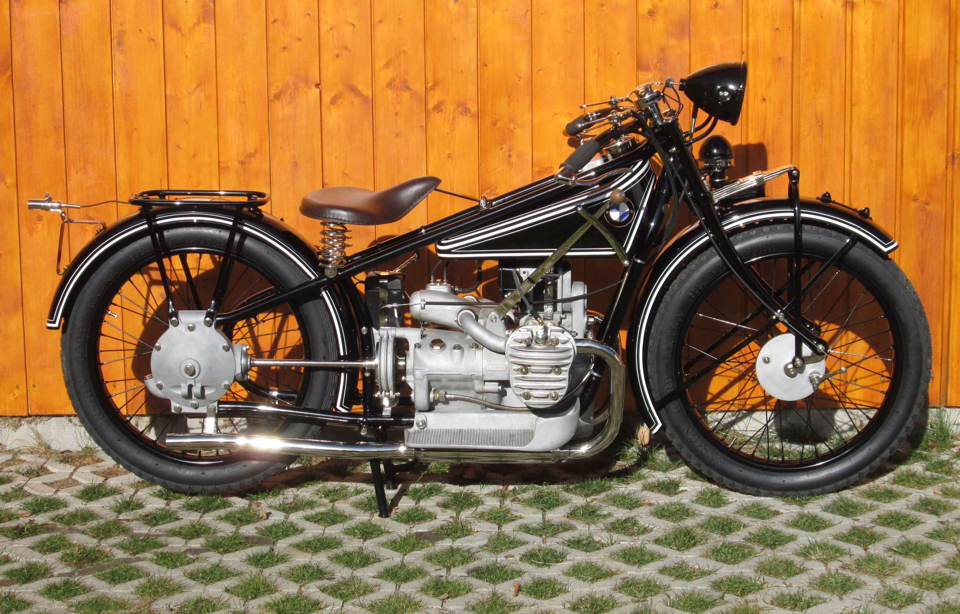 Bonhams Cars : 1927 BMW R42 Frame no. 12819 Engine no. 41899